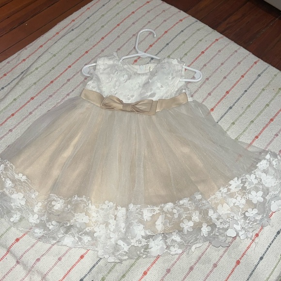 bow dream | Dresses | 218 Very Nice Dress | Poshmark